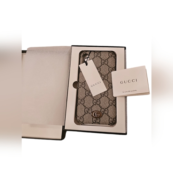 Gucci | Cell Phones & Accessories | Nwt Gucci Gg Supreme Monogram ...